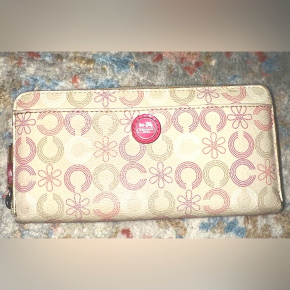 Coach | Bags | Coach Signature Waverly Daisy Accordion Zip Wallet ...